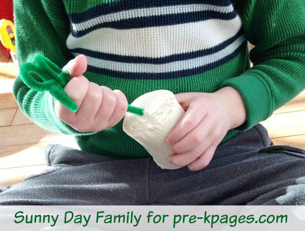 St. Patrick's Day Fine Motor Activity