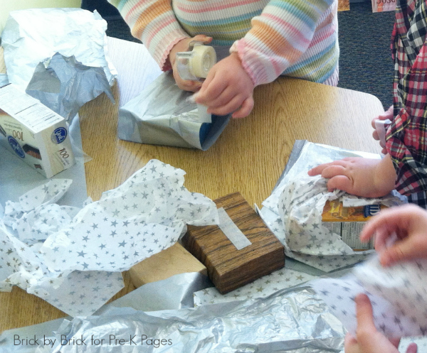 Christmas Gift Wrapping Center - Pre-K Pages